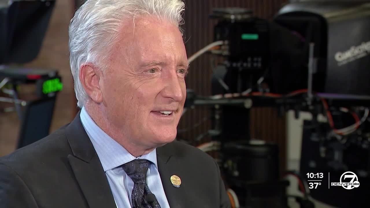 Denver7 says goodbye to a legend, Chief Meteorologist Mike Nelson - YouTube