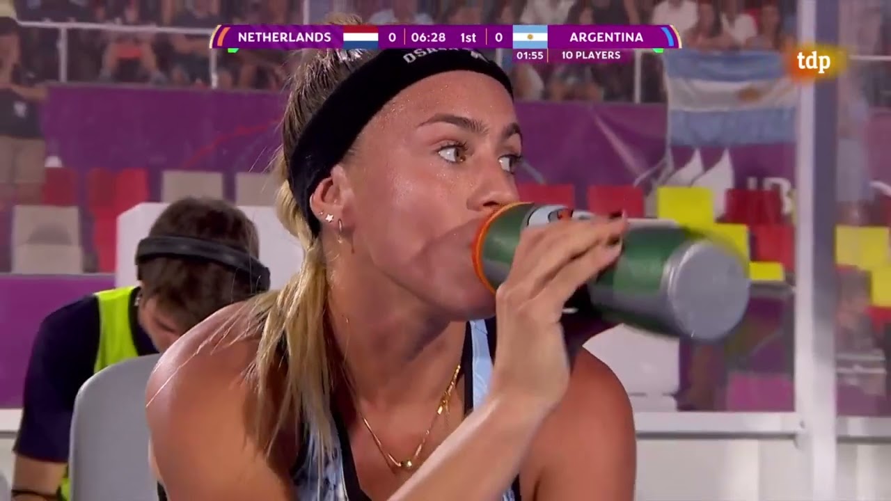 Julieta Jankunas - Lindo Momento - Argentina - Las Leonas - YouTube