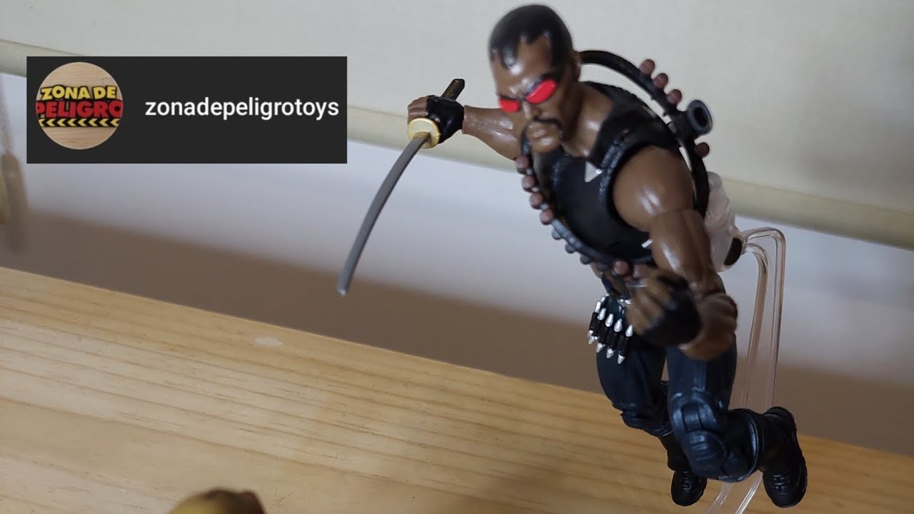 Marvel Legends-BLADE Action Figure Review - YouTube