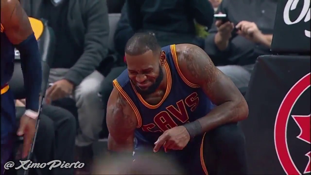 LeBron James Awkward Fall Cavaliers vs Raptors December 5, 2016 - YouTube