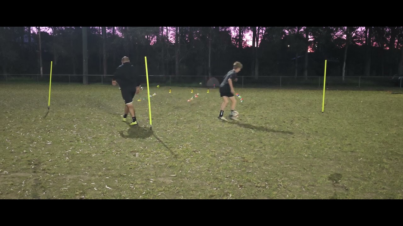 Riley and xander from singleton strikers - YouTube