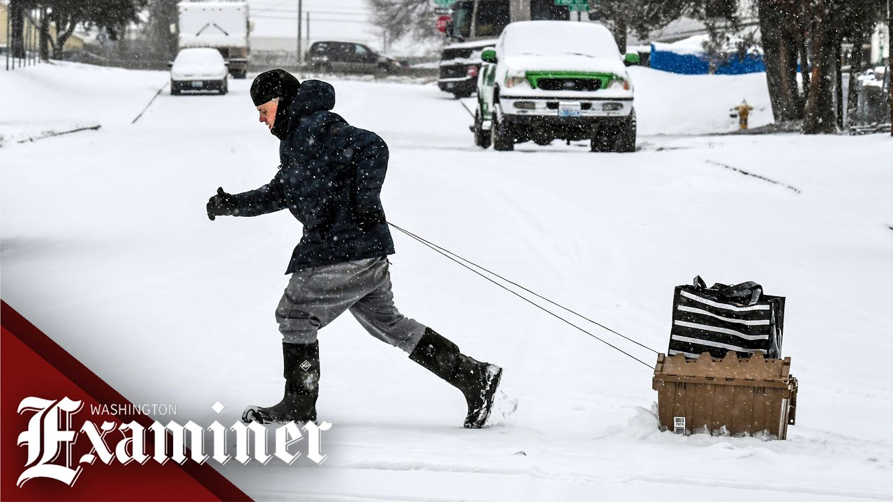 Thousands without power as massive storm slams Pacific Northwest - YouTube