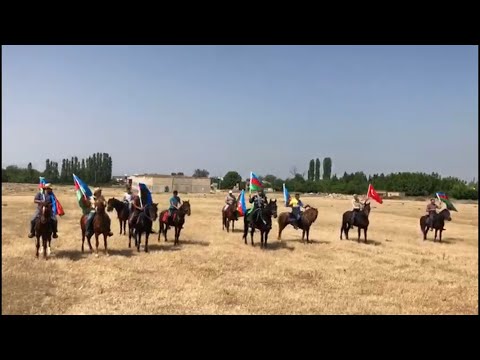 Yorga Atlar Azərbaycan bayragı 100 il. (Gəncə)  Video: 👉WhatsApp +79266206463