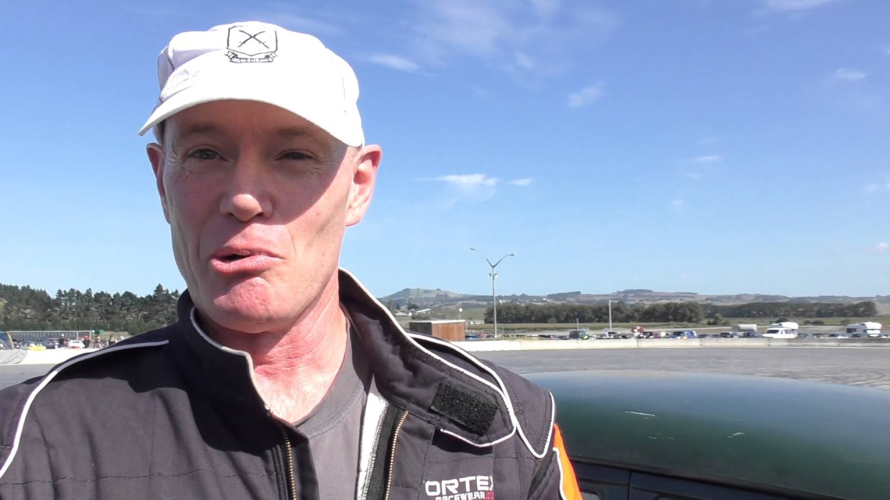 Craig Racing at Hampton Downs 13 March 2016 - YouTube