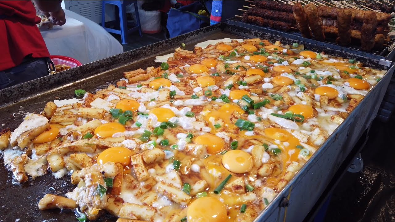 Vietnamese Street Food - Springvale Tet Lunar New Year Festival ...