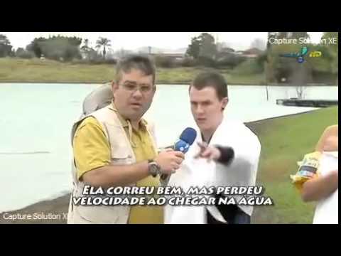 Panico na tv  Bola leva as Panicats para uma caminhada na água 01 08 2010