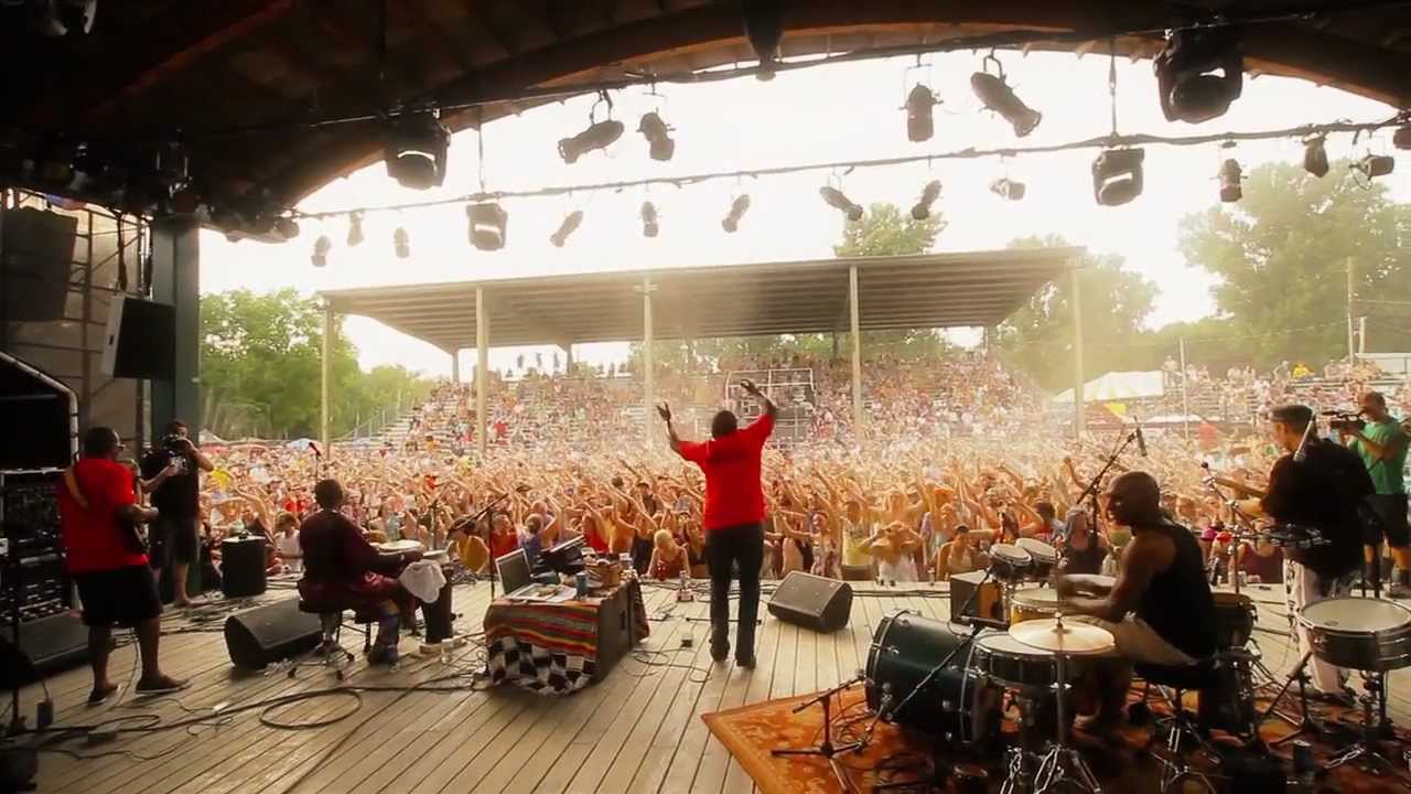 Samite LIVE - YouTube