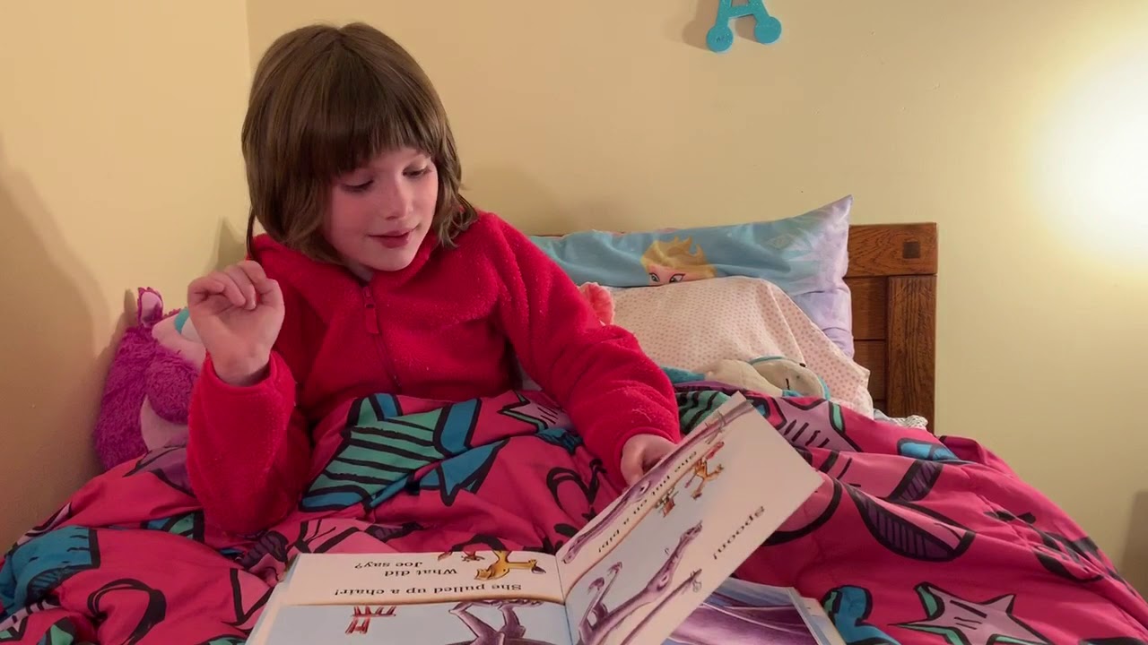 Groovy Joe and the ice cream Dinosaurs by Eric Litwin - YouTube