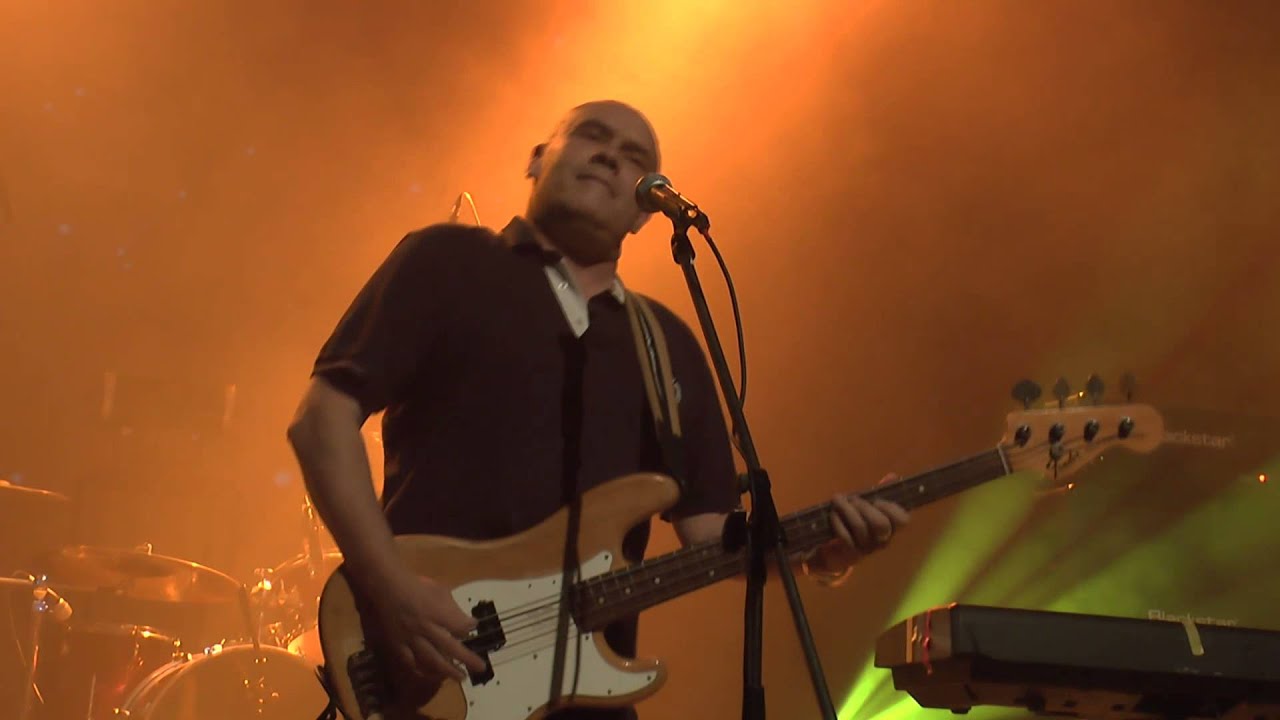 Phil Spalding - This Love (Maroon 5 bass playthrough) - YouTube