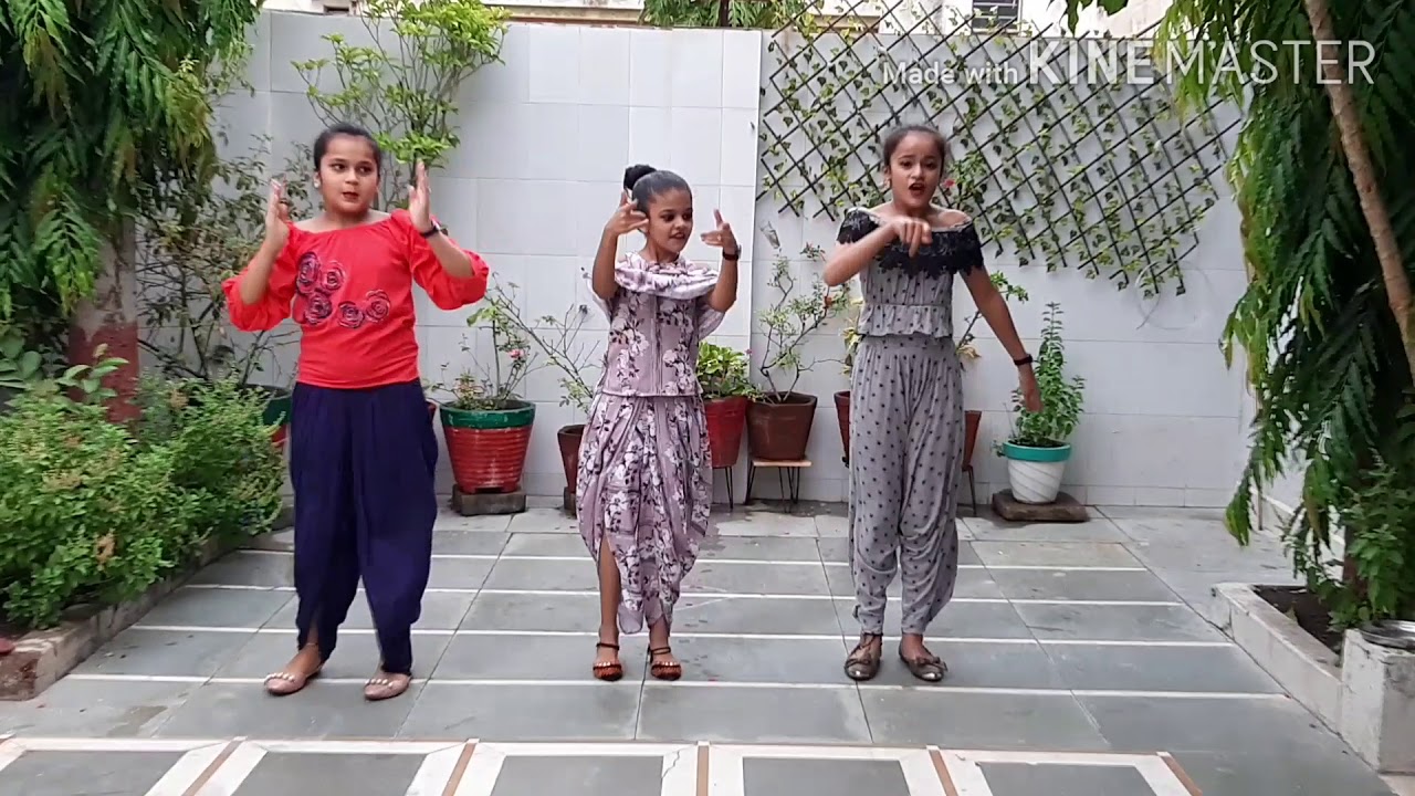 Sweet heart dance performance by cute Dancers queens - YouTube