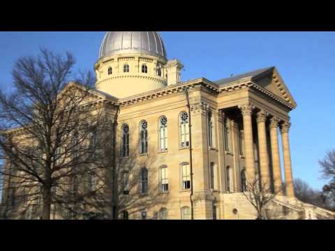 Carlinville State Illinois Macoupin County Courthouse & Old Jail - YouTube