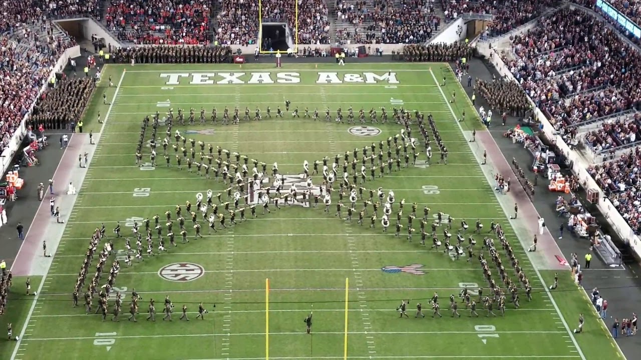 Fightin’ Texas Aggie Band - 11/11/2017 Final Home performance - YouTube