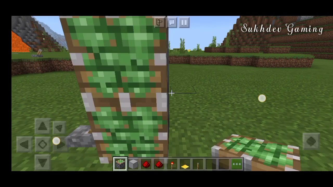 How to make automatic door in Minecraft with liver in mobile - YouTube