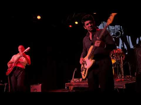 LA LOM (live at Beachland Ballroom)