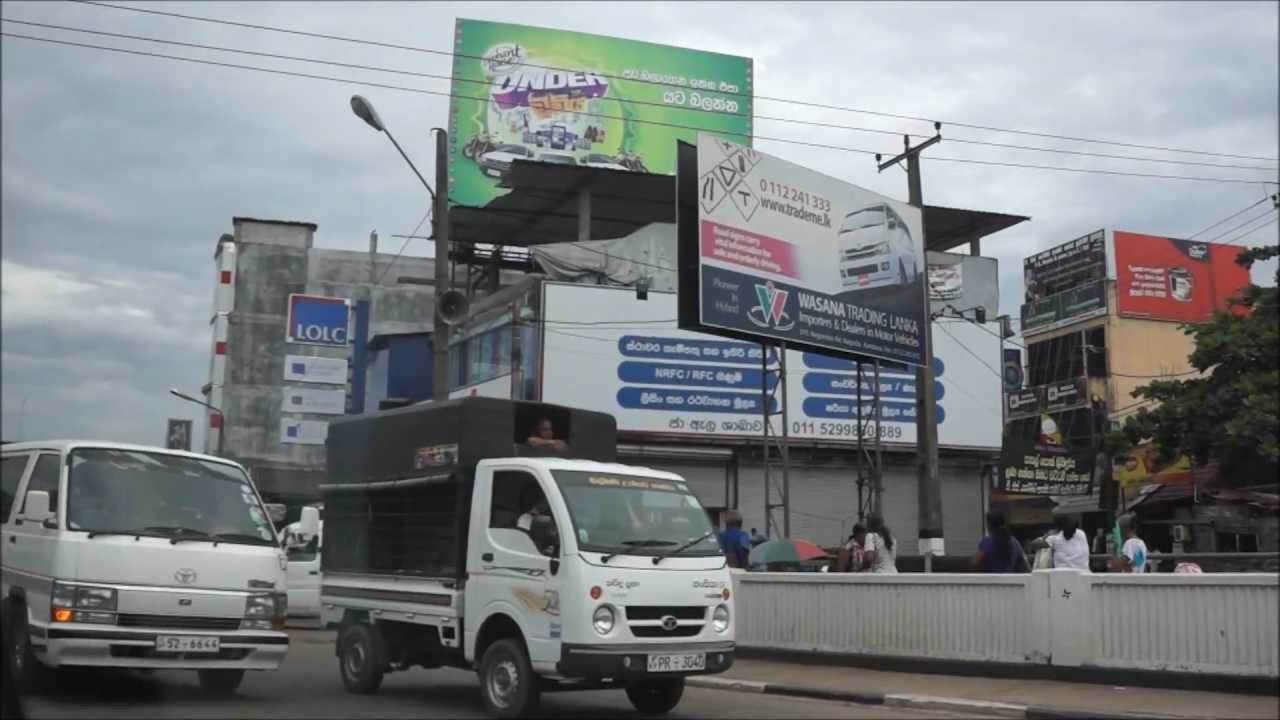 Traffic in colombo - YouTube