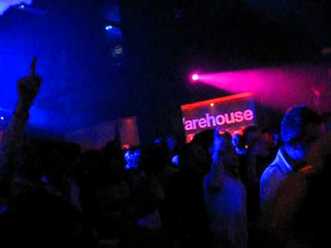 Louie Vega - Hard times Leeds Warehouse - YouTube