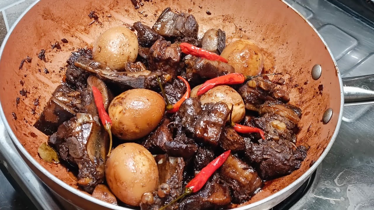 GUSTO MO RIN BA YONG TOYONG ADOBO? Plus haluan mo pa ng itlog naku ...