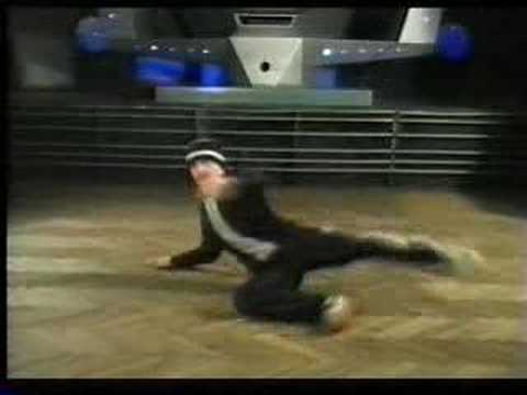 Breakdance Instruction - Freeze - YouTube