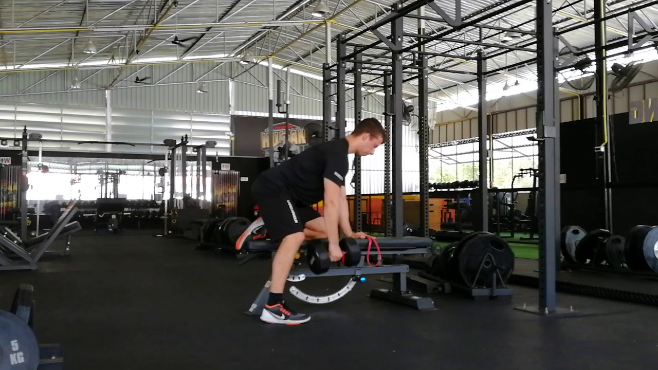 Band Resisted 1 Arm DB Row - YouTube