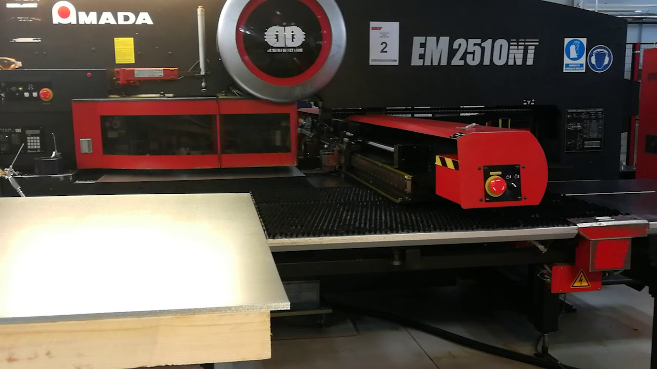 AMADA EM2510NT Turret Punching Machine (2005) - YouTube