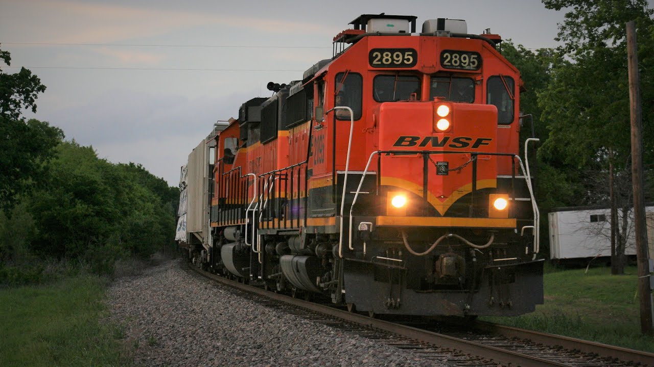 BNSF 2895 South | McNeil Local | Temple, TX - YouTube