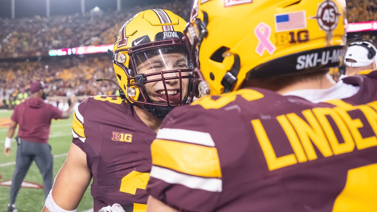 Koi Perich Clinches Game With Interception Late Against #11 USC - YouTube