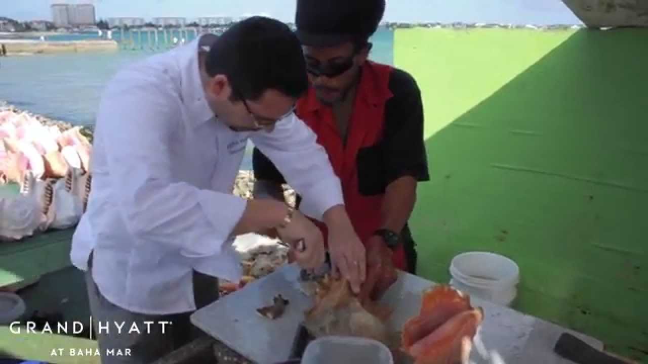 How to make Scorch Conch: Grand Hyatt - YouTube