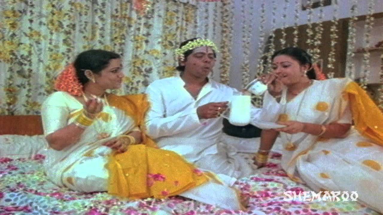 Suthivelu with Rama Prabha & Sri Lakshmi - Collector Gari Abbai movie ...