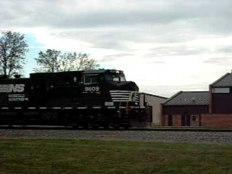 NS 112 11-29-08 NS #9609 with NS SD70 #2559 - YouTube
