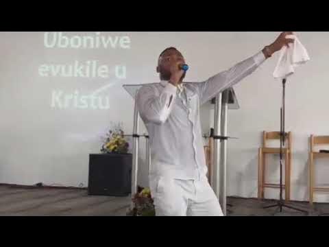 Apostle Linda Ndaba - Uboniwe evukile uKristu - YouTube