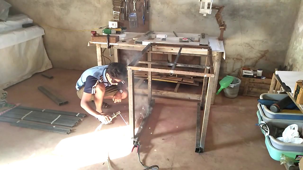 CNC machine stand build (part 2) - YouTube