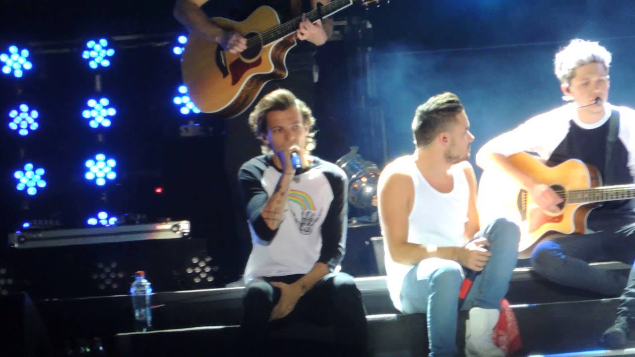 Little Things - One Direction Santiago Chile April 30th - YouTube