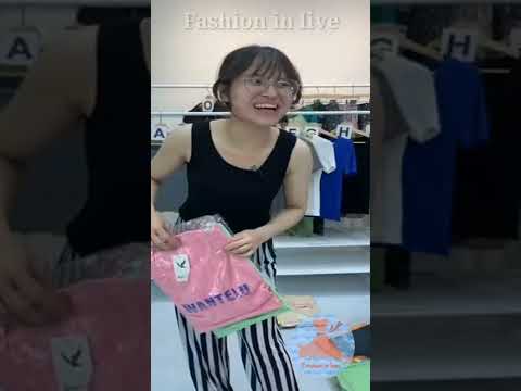 Live nona cantik putih mulus live jualan kaos dan celana kolor wanita live 🔸