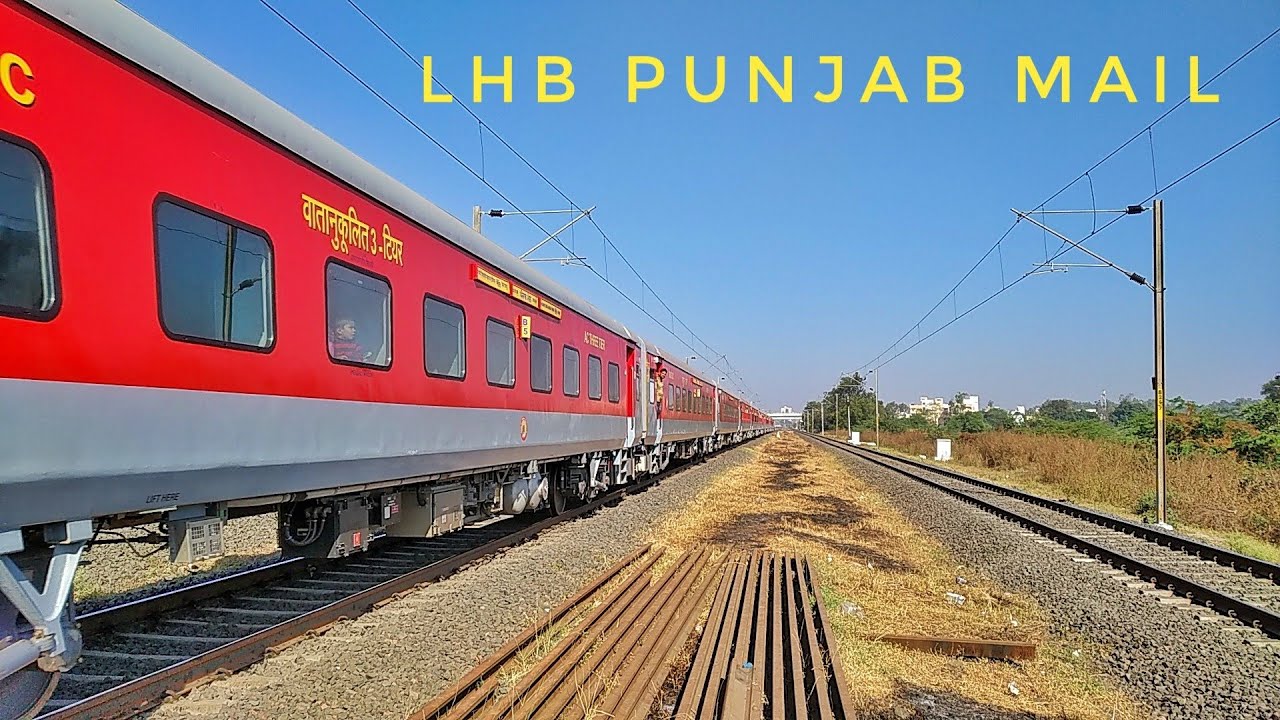 New Era's LHB PUNJAB MAIL Accelerating Towards HABIBGANJ | FIRST LHB ...