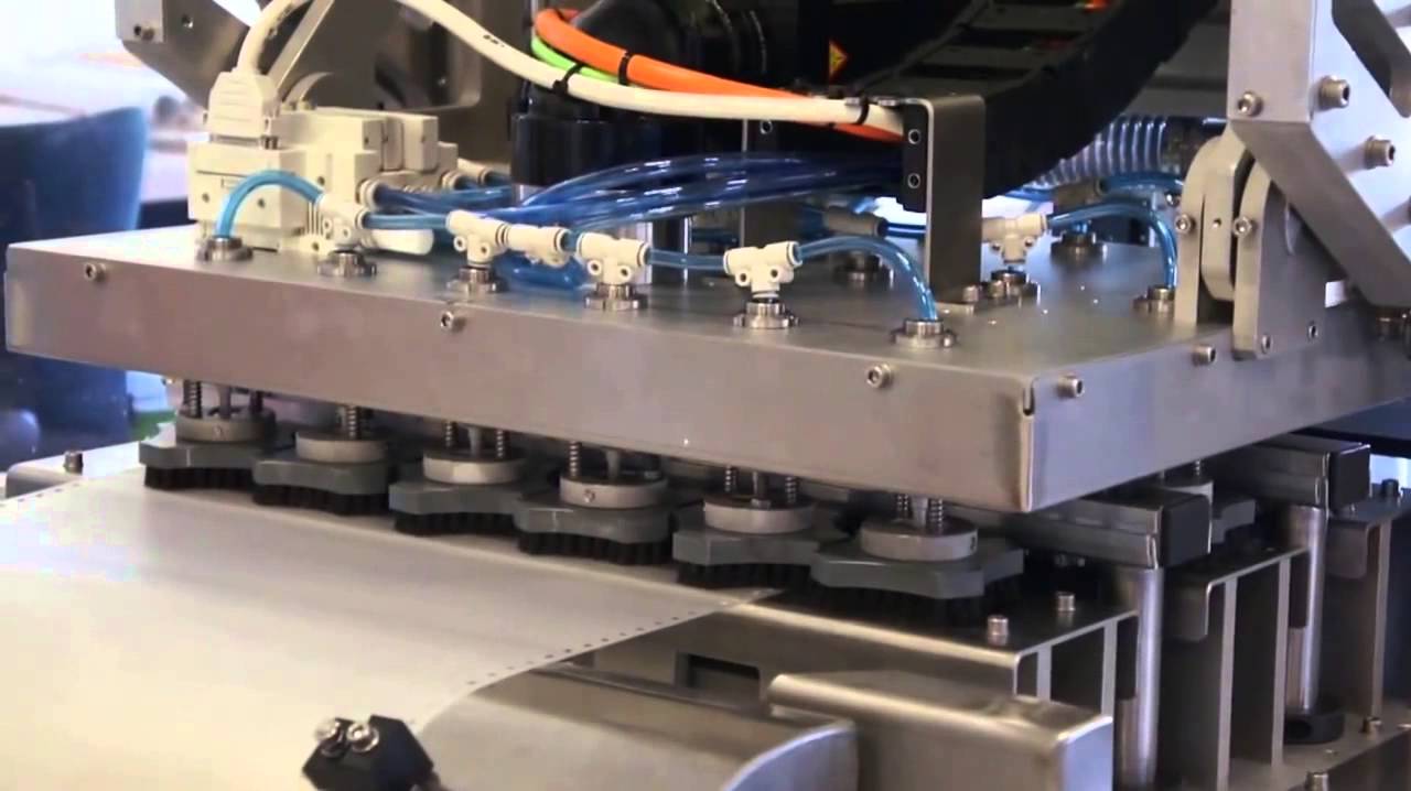 Inlijn borstel machine - YouTube