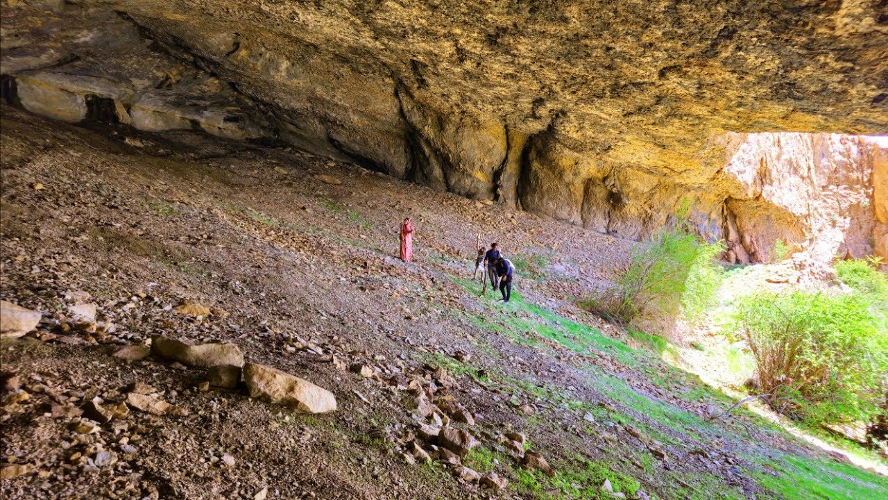In search of Arshida in caves millions of years old. - YouTube