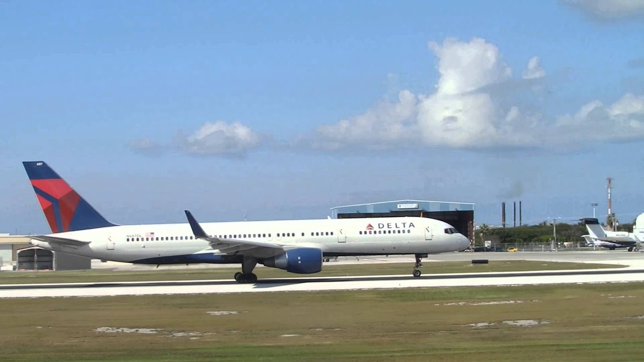 Delta Airlines Boeing 757-200 Screaming Take-off from Grand Cayman ...