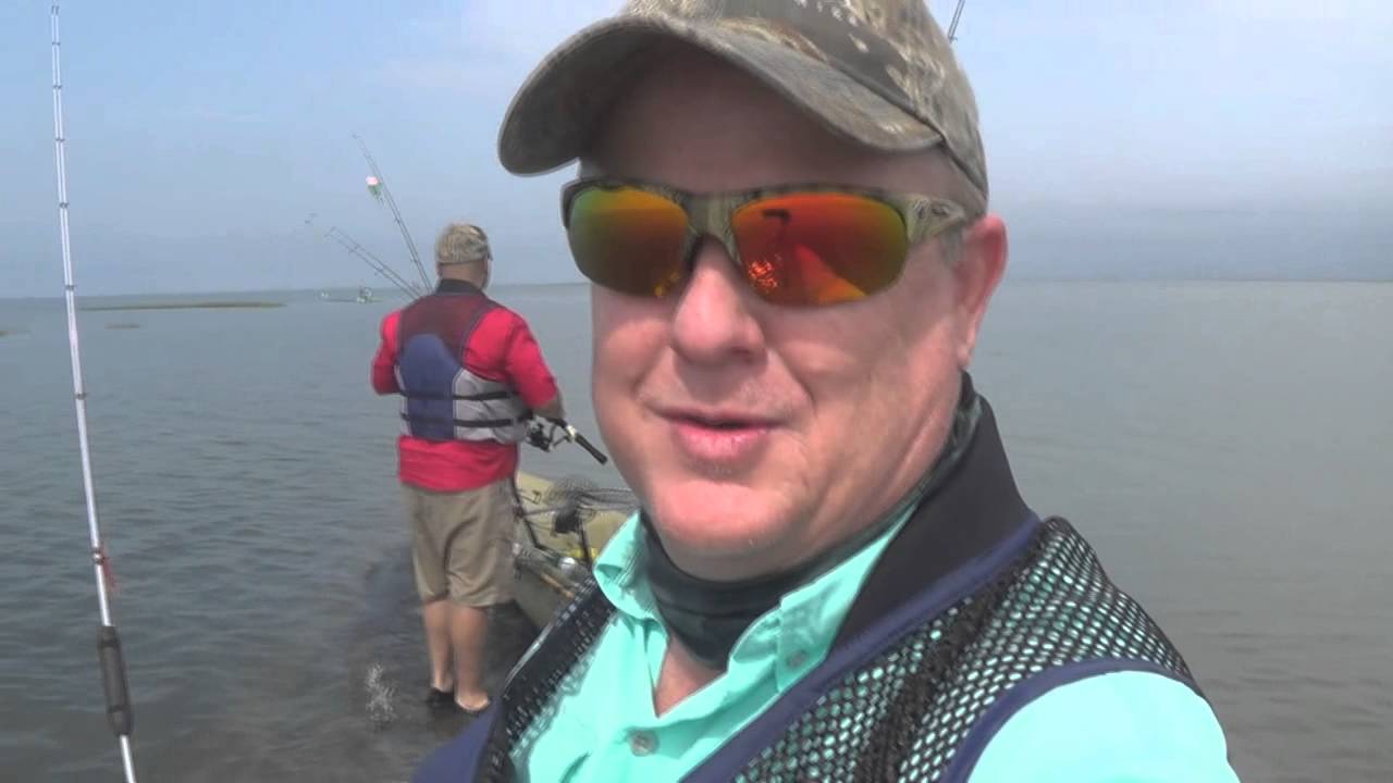 THE HOG ZONE 137!!! Hobie Kayak Fishing Galveston State Park - YouTube