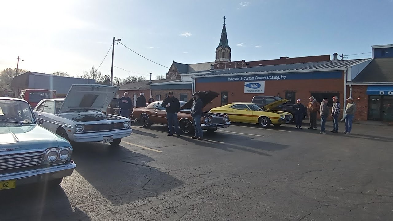 Cars And Coffee Decatur, IL 4/16/2022 - YouTube