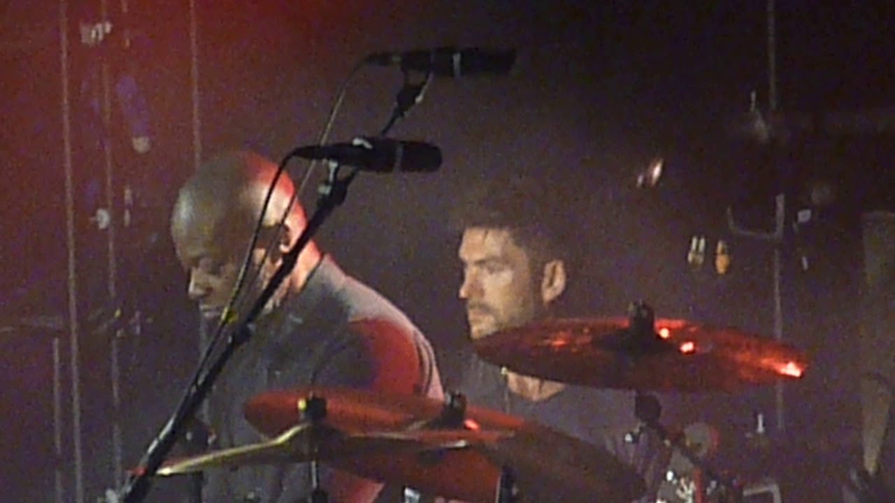 Peter Andre - Carl Machin loving Ed Sheeran mash up - Milton keynes 21. ...