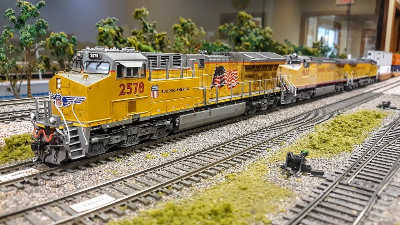 Central Iowa Railroad Club: Good Guys Train Show! pt V - YouTube