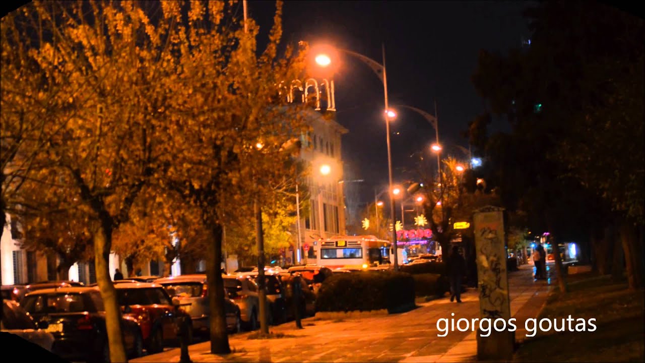 Η ΘΕΣΣΑΛΟΝΙΚΗ ΣΤΟΛΙΣΜΕΝΗ ΓΙΑ ΤΑ ΧΡΙΣΤΟΥΓΕΝΝΑ 2013 - YouTube