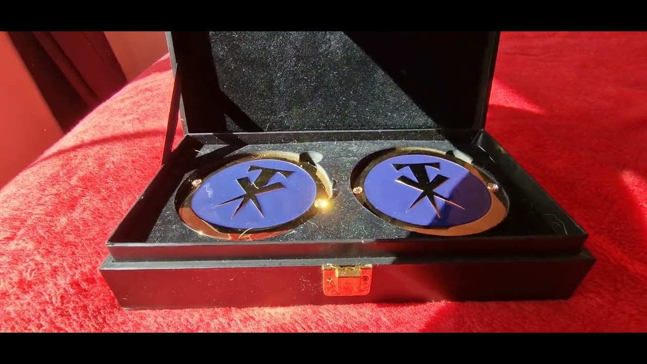 WWE THE UNDERTAKER SIDEPLATES - YouTube