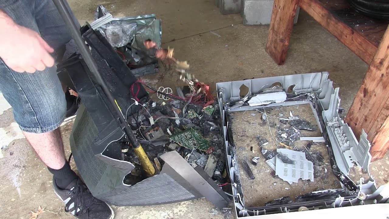 Toshiba Flat Screen TV Destruction - YouTube