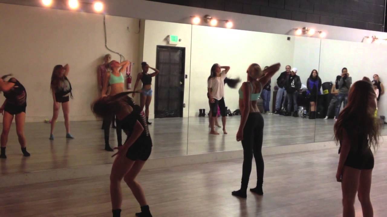CollectiveUth Contemporary Class - YouTube