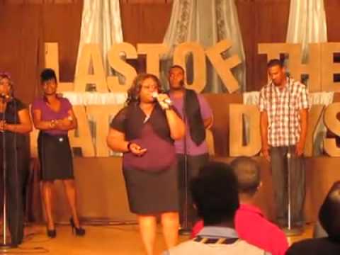 Sharon Hooks Live In Concert!!! - YouTube