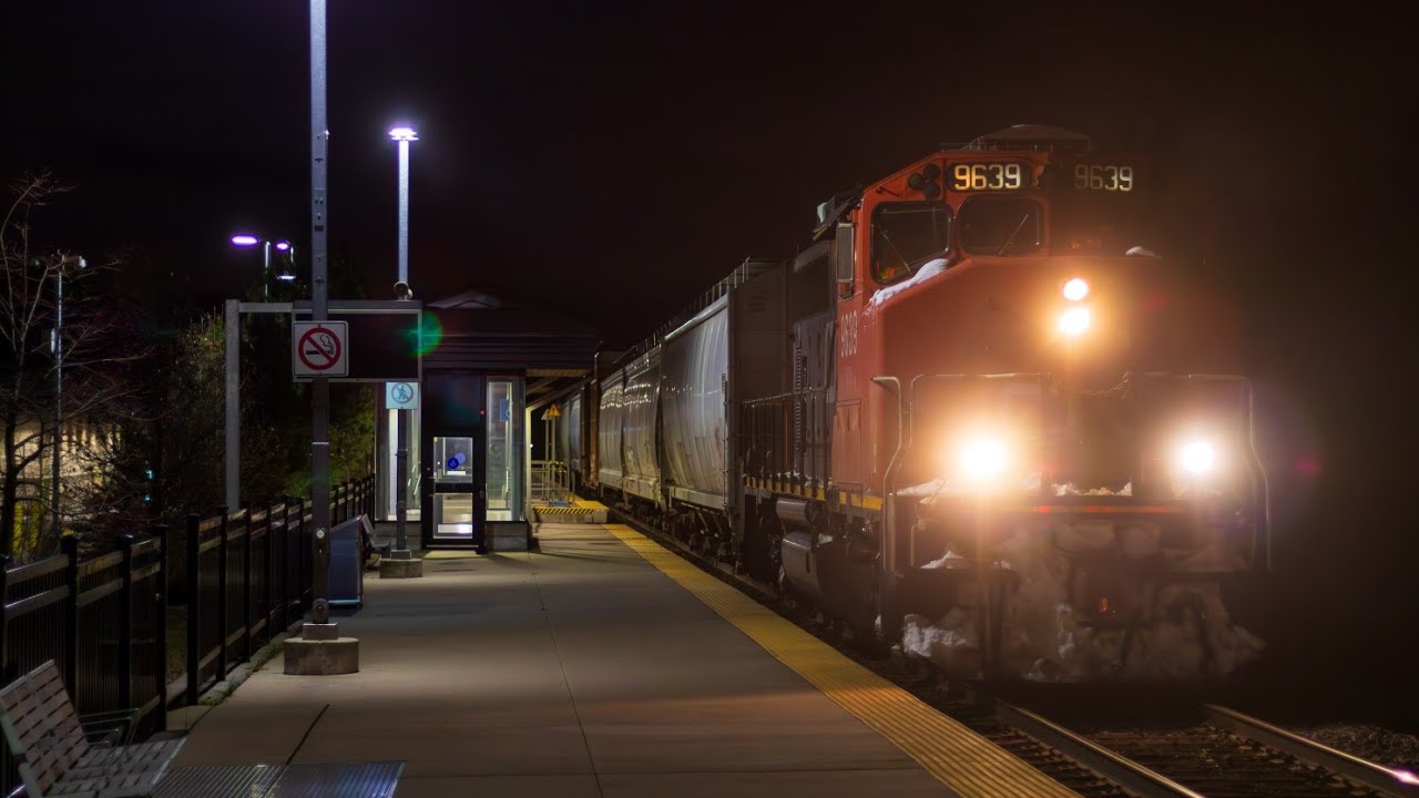 LOCAL??? CN 9639 at Gormley (DEC 3/24) - YouTube
