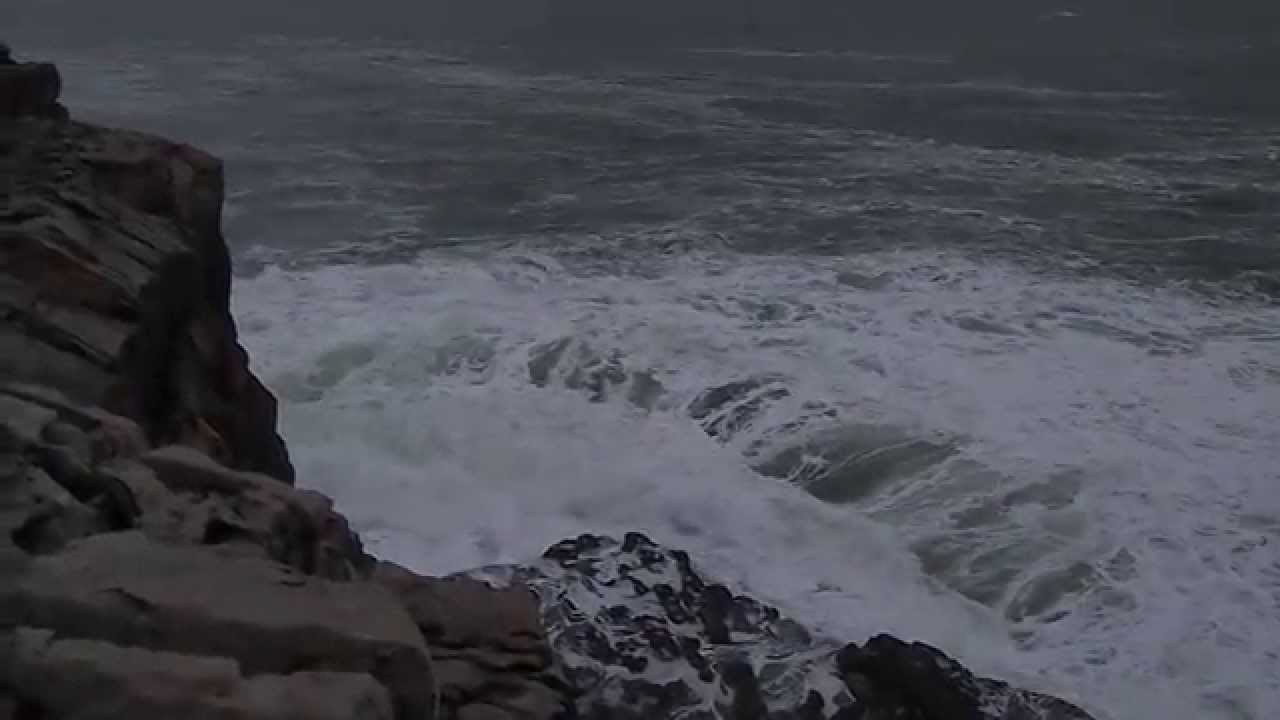 Inis Meáin beach and cliffs - YouTube