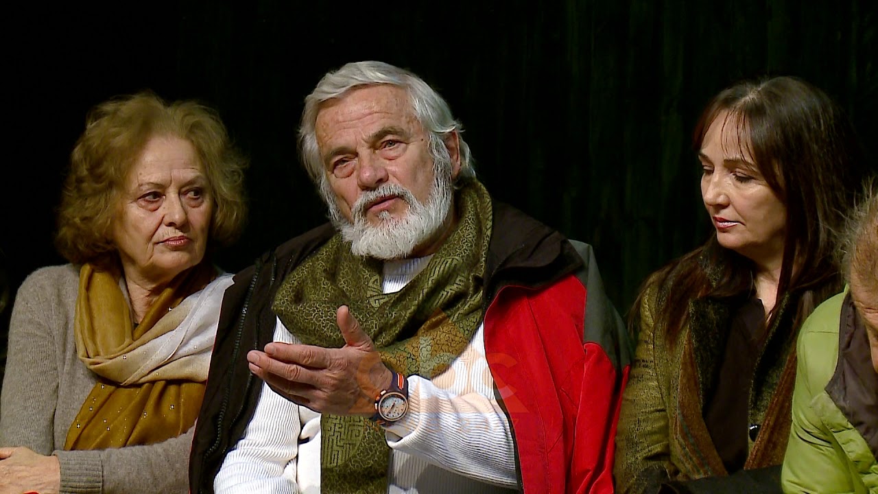 Tragjedia e antikitetit “Medea” vjen ne skene nga regjisori grek ...