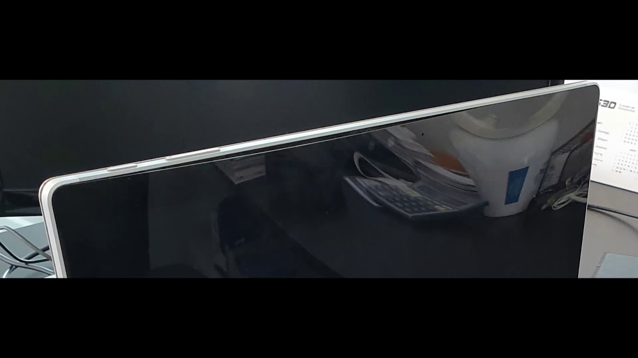 Microsoft Surface Book 512GB i7 16GB - Screen Pops Out - complaint ...